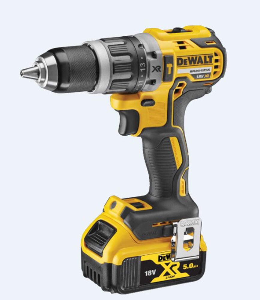 DEWALT XR Brushless Combi Drill with 1x 5Ah Battery 18V